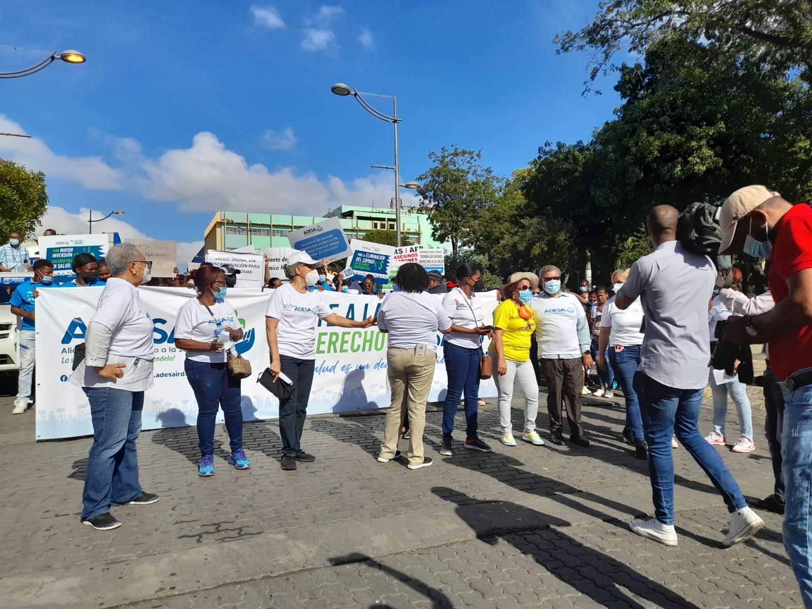 DR. SENEN CABA MARCHA POR MEJORES DERECHOS A LA SALUD DEL PAÍS ...