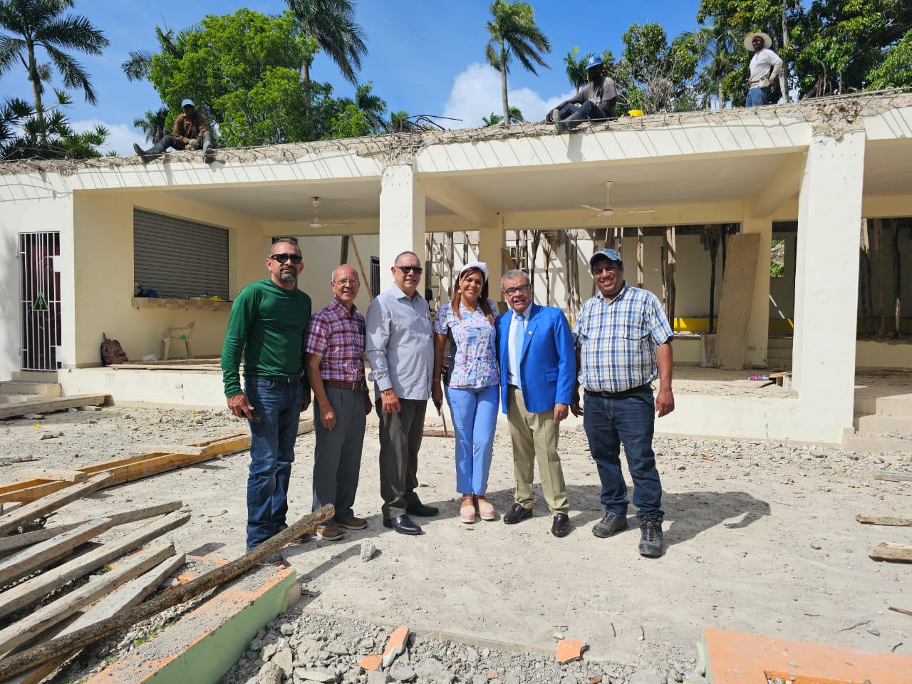 Visita del presidente del CMD, Dr. Senén Caba Senén Caba junto al ...